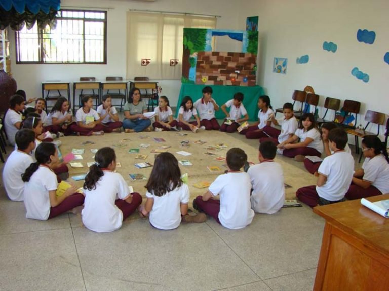 Roda de Leitura – Educação e Transformação Roda de Leitura – Educação e Transformação