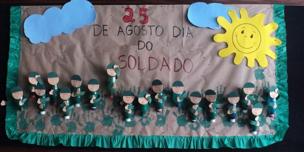 Mural em EVA para Dia do Soldado – Educação e Transformação